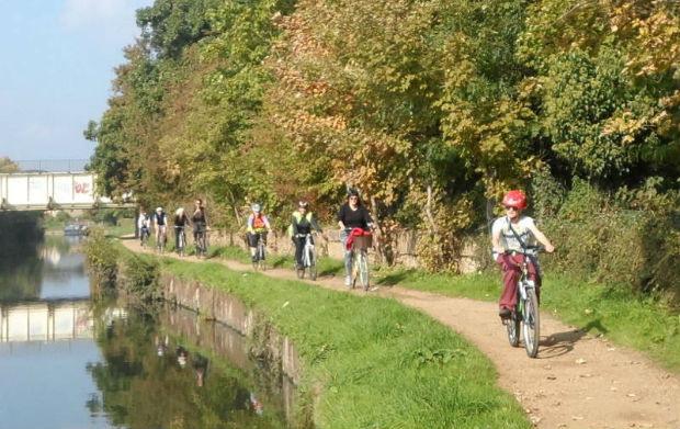 Five Attractions to Visit in West London on a Bike - West London Living