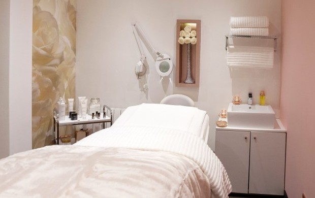 Signature Radiance Facial at SKIN Lounge, Richmond - West London Living
