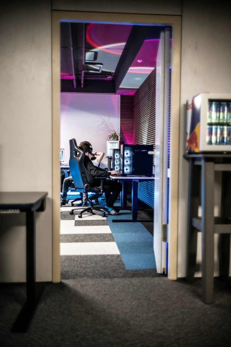 The Psychology Behind Competitive Gaming - West London Living